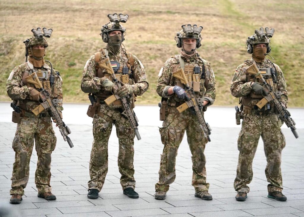 Two Germany's One Flecktarn | Edgar Sherman Design: Military Equipment
